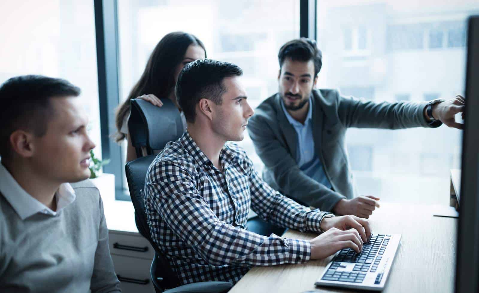 IT Helpdesk Management Guide | Buchanan Technologies IT Helpdesk Management Guide | Buchanan Technologies